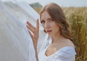 The Intersection of Art and Sensuality: Analyzing Contemporary Erotic ...